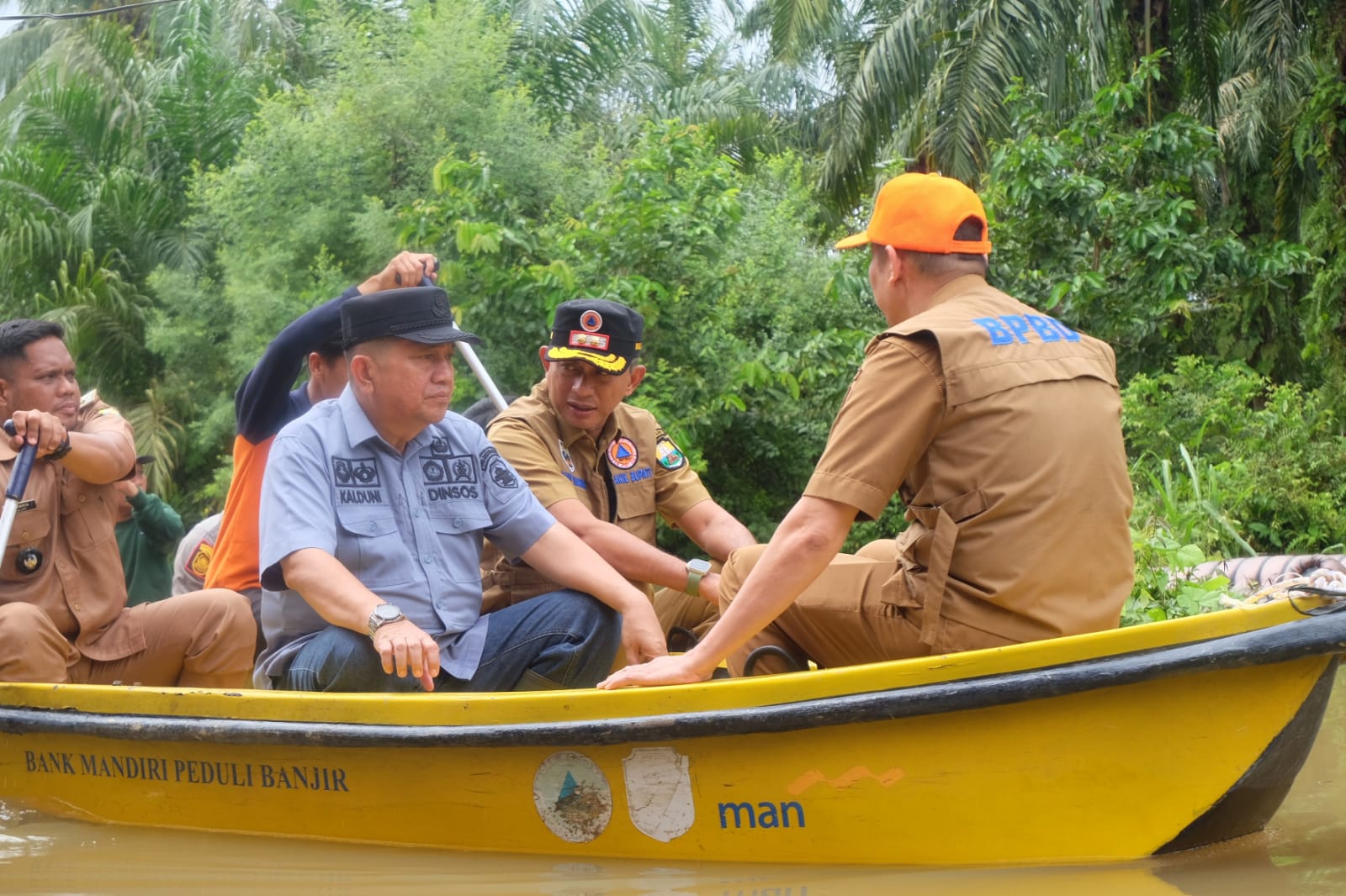 Wabup Jun Mahir Tinjau Lokasi Banjir di Jaluko - RADIXNEWS.CO.ID